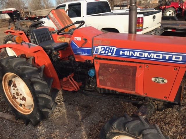 Salvage Tractor | Hinomoto E264